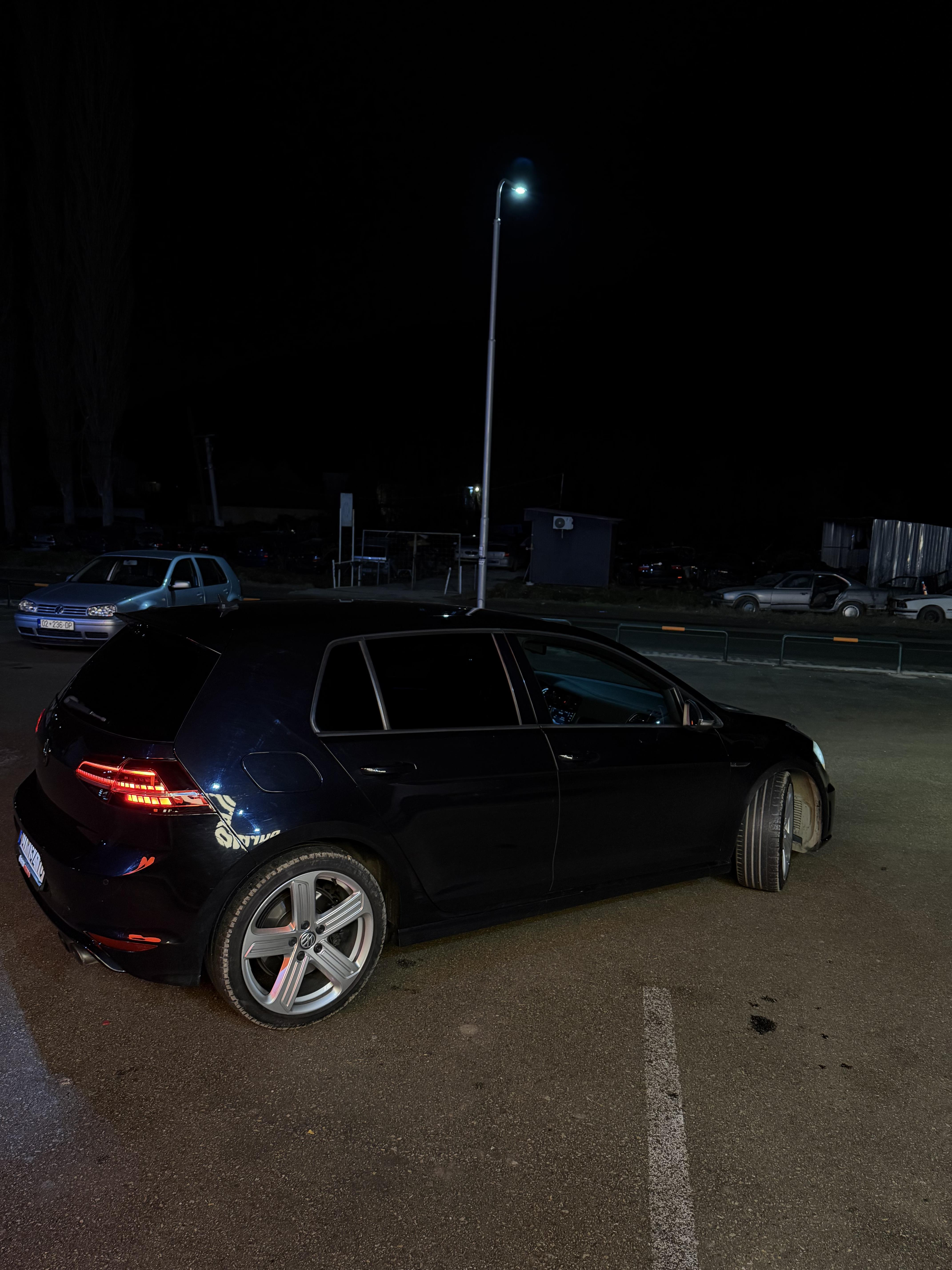 Vetura në shitje Volkswagen Golf VII - Veturaneshitje.com